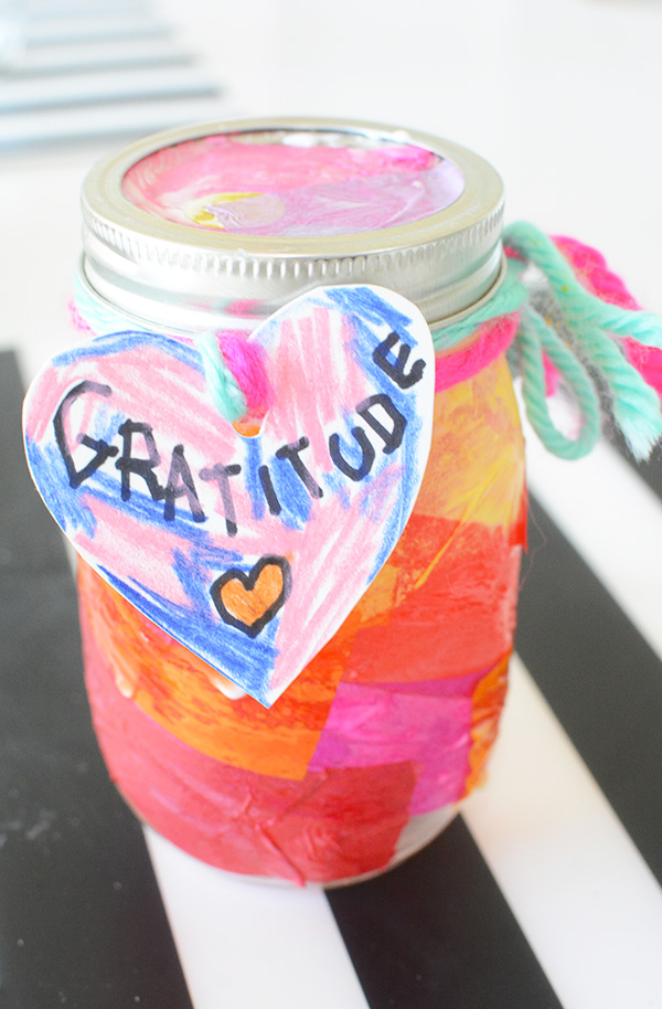 A Step-by-Step Activity Guide to Create a Gratitude Jar - Pedagogue
