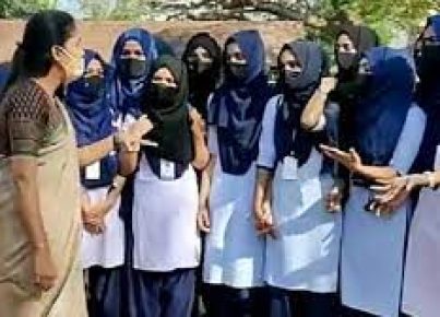 The Pros and Cons of a School Uniform Policy – Pedagogue